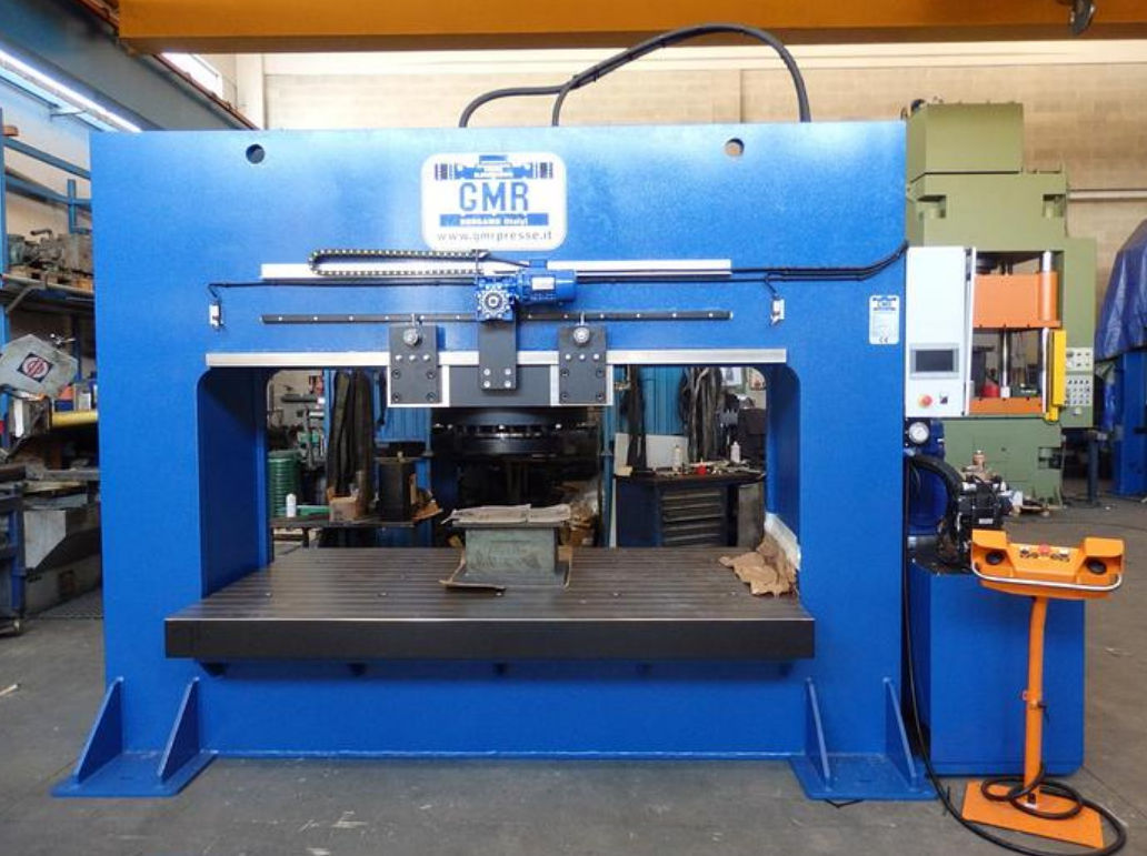 Presse hydraulique - 3951395 - GMR di Maffi Raimondo Srl - de formage ...