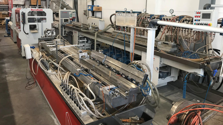 Filière d'extrusion pour profilés de volets roulants - Baruffaldi ...