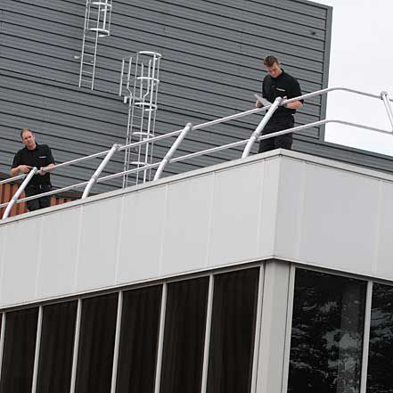 Rambarde rabattable - VersiRail® - MSA - en aluminium / pour toiture ...