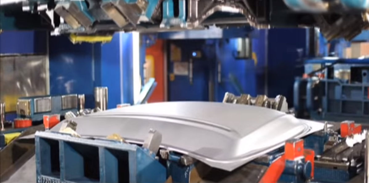 Estampage à froid - gestamp - pour l'automobile