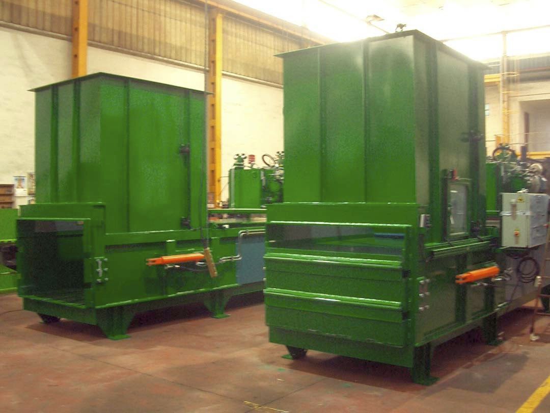 Compacteur de déchets carton / papier / stationnaire / à chargement par ...