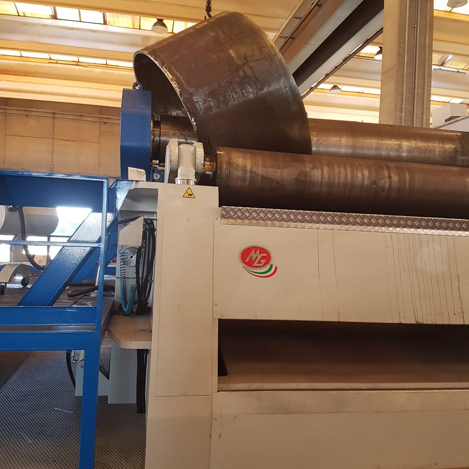 Rouleuse à 4 rouleaux - M3095N - MG S.R.L. - hydraulique / pour fabrication de cuve / conique