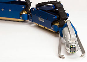 Robot d'inspection à chenilles - Versatrax 100™ - Inuktun InCommand ...