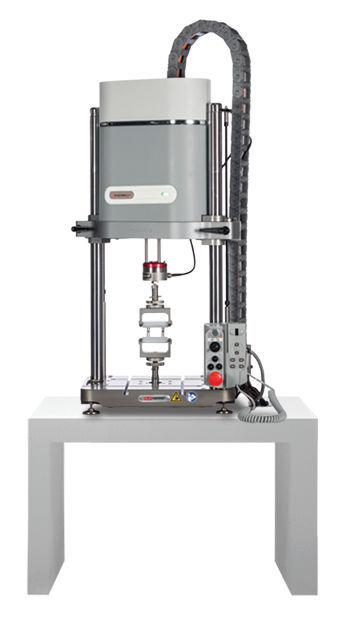 Machine d'essai de fatigue / à double colonne / dynamique / électrique ...