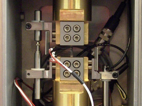 Machine d'essai de fatigue / pour laboratoires / électrique ...