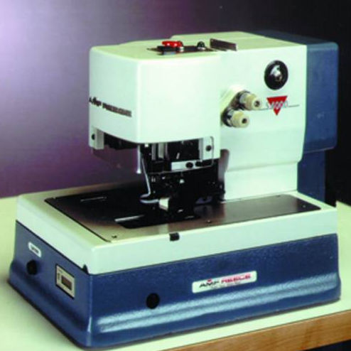 Machine à coudre point de chaînette - S-4000 BH - AMF Reece CR, s.r.o ...