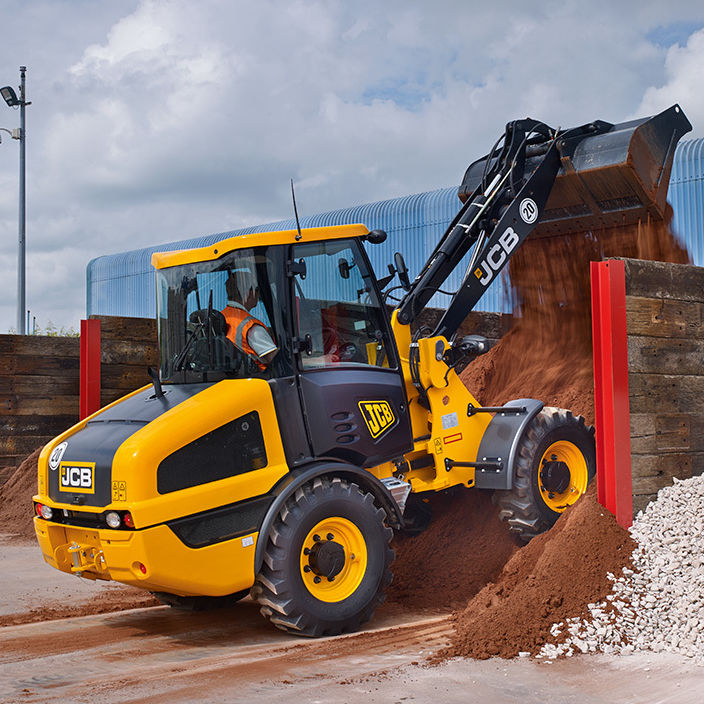 Chargeuse à roues - 406 - JCB - articulée / compacte / pour chantier