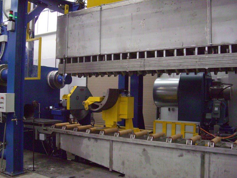 Machine à scier circulaire - OMAV S.P.A. - de profilés