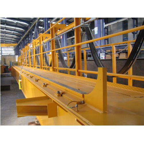 Machine à festonner - KM KUMSAN CRANE SYSTEMS