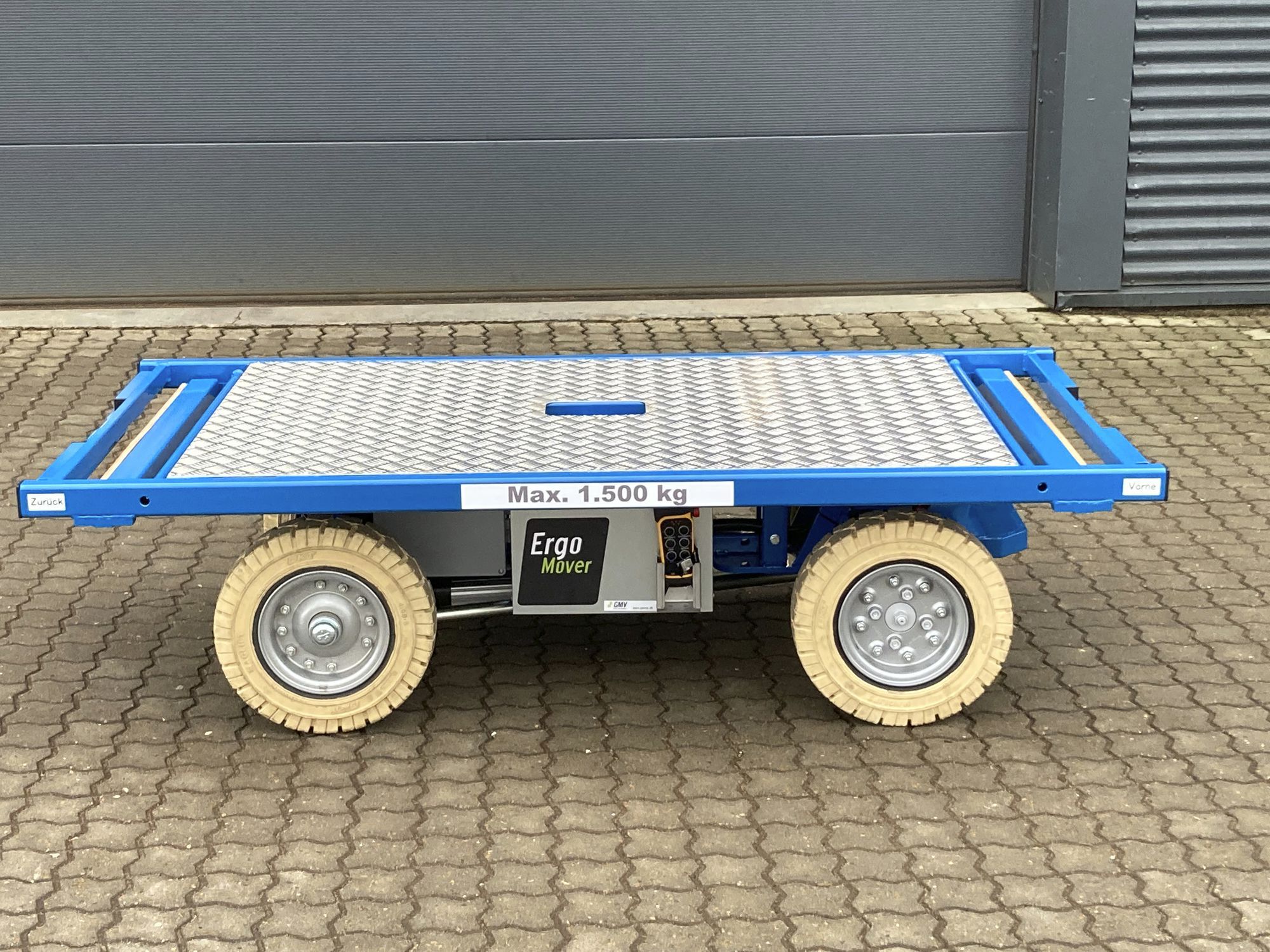 Chariot automoteur électrique - ErgoMover GO XL LOW WIRELESS - GMV ...