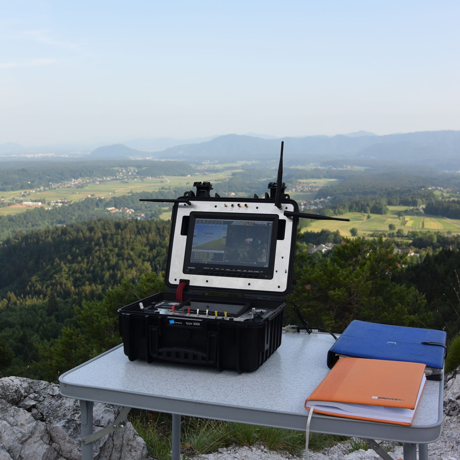 Station de contrôle au sol pour drone - GSC - ElevonX