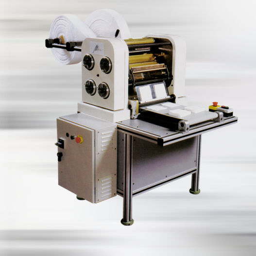 Machine de pliage tampon de gaze - STD300 - MABOTEX - électrique ...