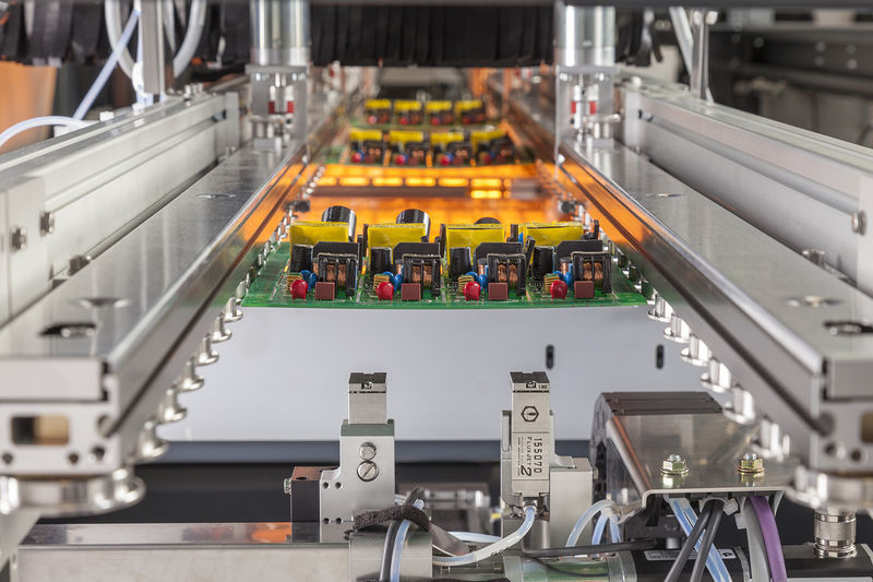 Machine de brasage sélectif à mini-vague - VERSAFLOW 4/55 - Ersa GmbH ...