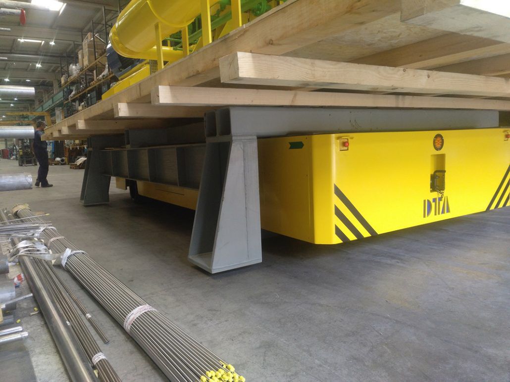 Chariot automoteur électrique - DTA - à 2 essieux / élévateur