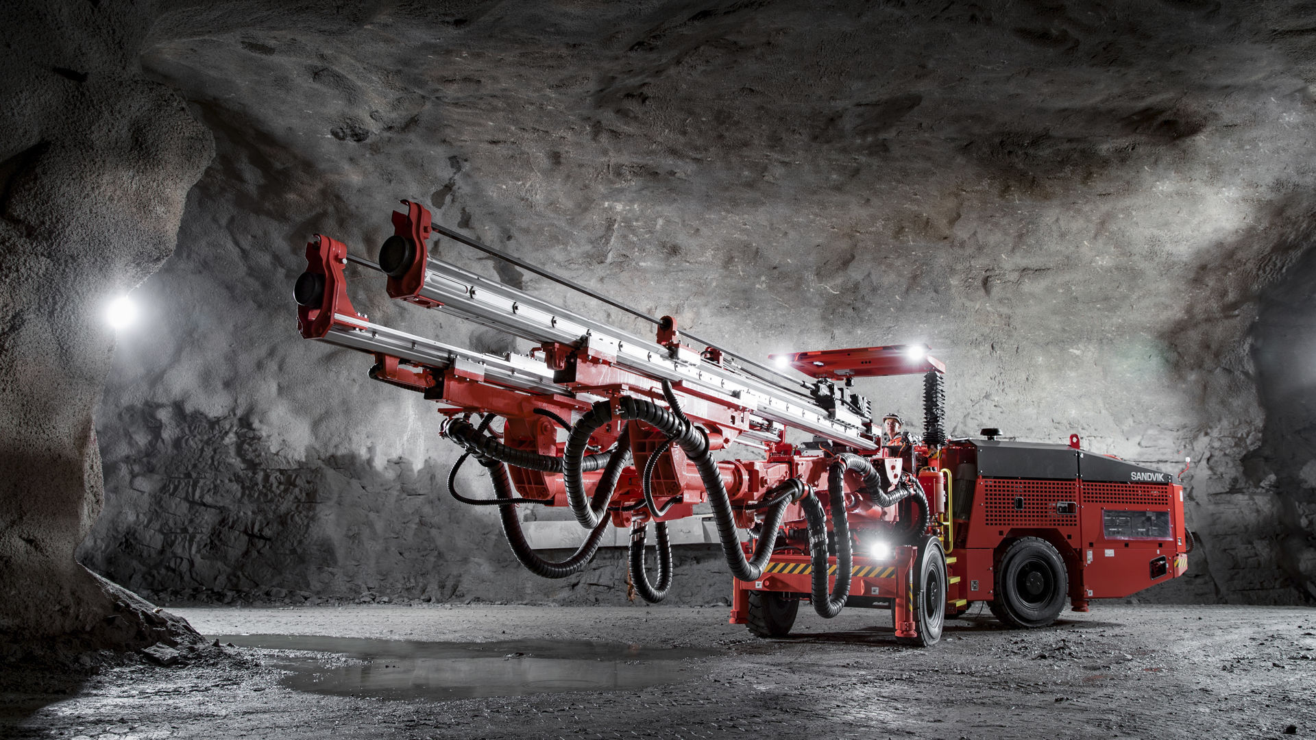 Foreuse jumbo pour tunnels - DD320S - Sandvik Mining and Rock ...