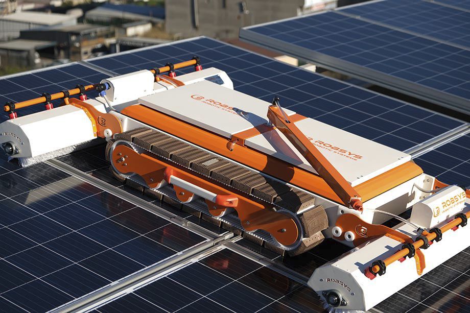 Robot de nettoyage pour panneaux solaires - RTM PRO - Robsys Europe ...
