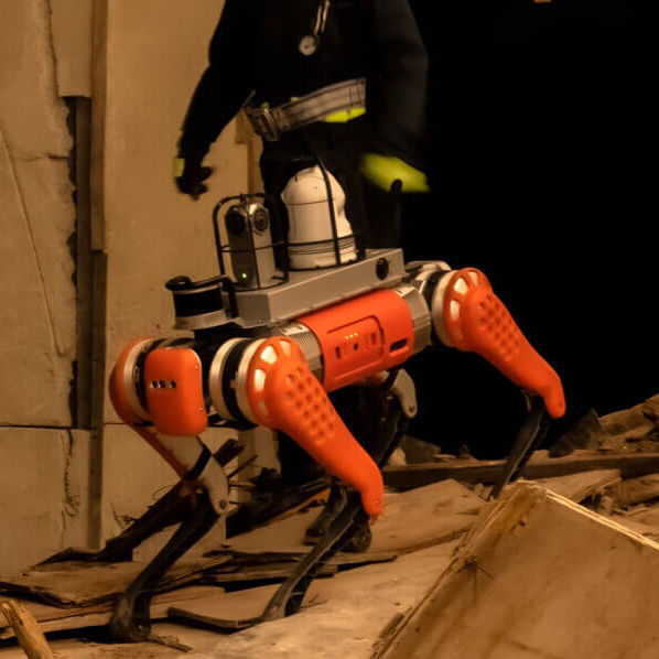 Robot anti-incendie - Hangzhou Yushu Technology Co.