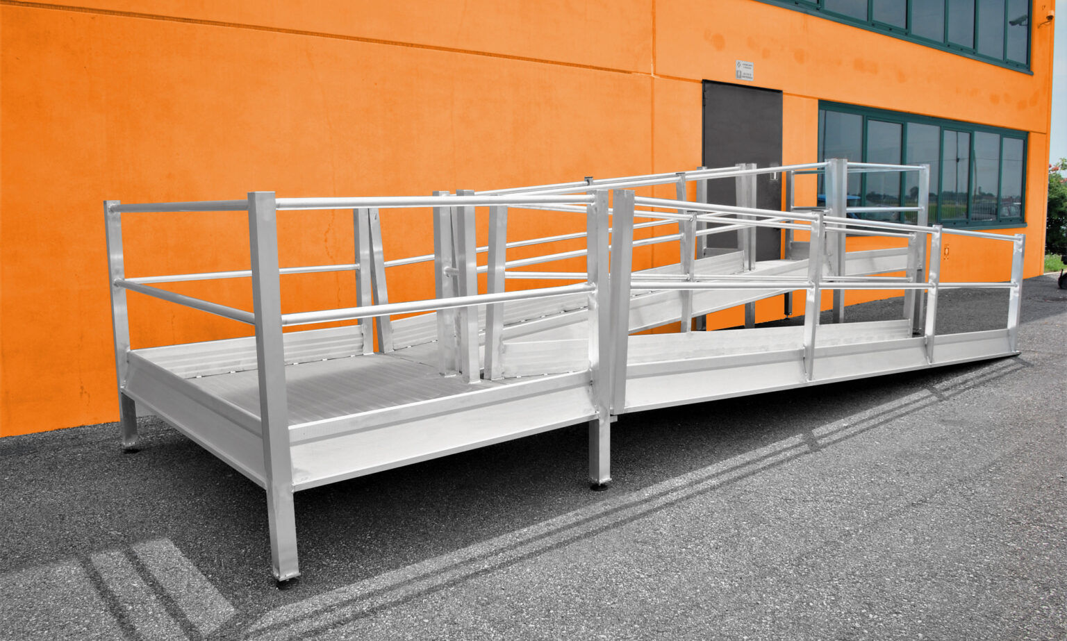 Passerelle piétonne en aluminium - DEFINITIVE CLM SRL