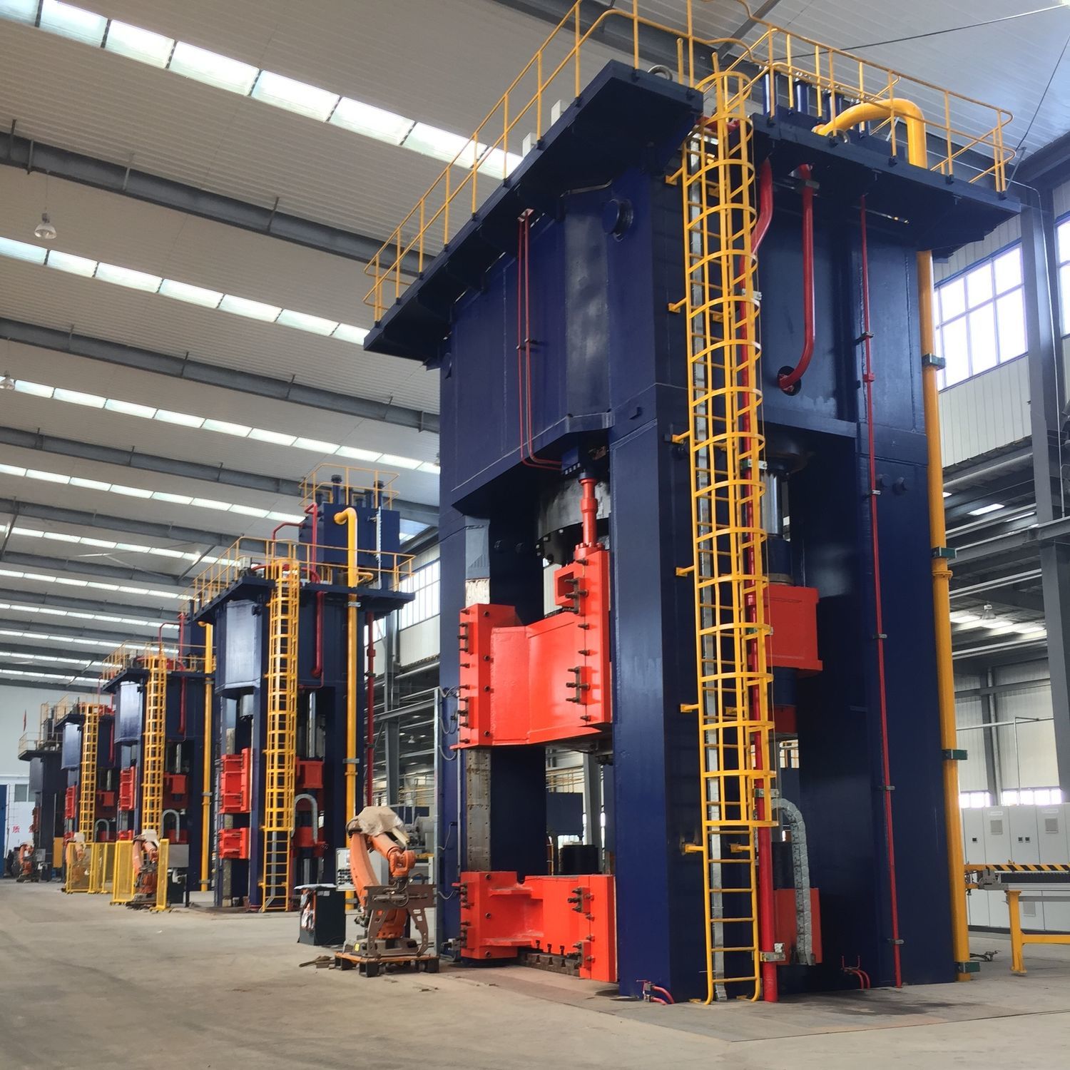 Presse de forgeage - TAIYUAN HEAVY INDUSTRY CO.,LTD - hydraulique ...