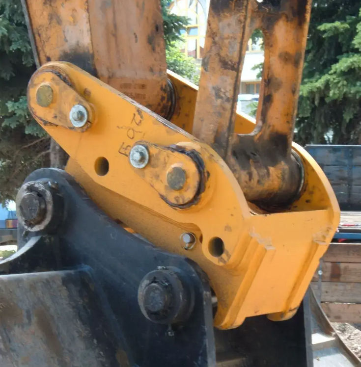 Système d'attache rapide pour pelle hydraulique - PL.M - Cosben SRL