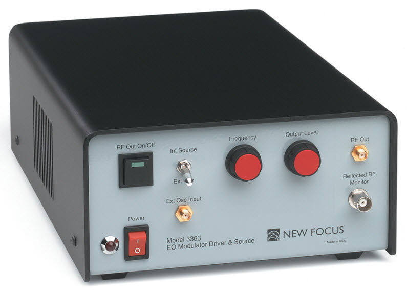 Driver de laser à modulation électro-optique - Bookham