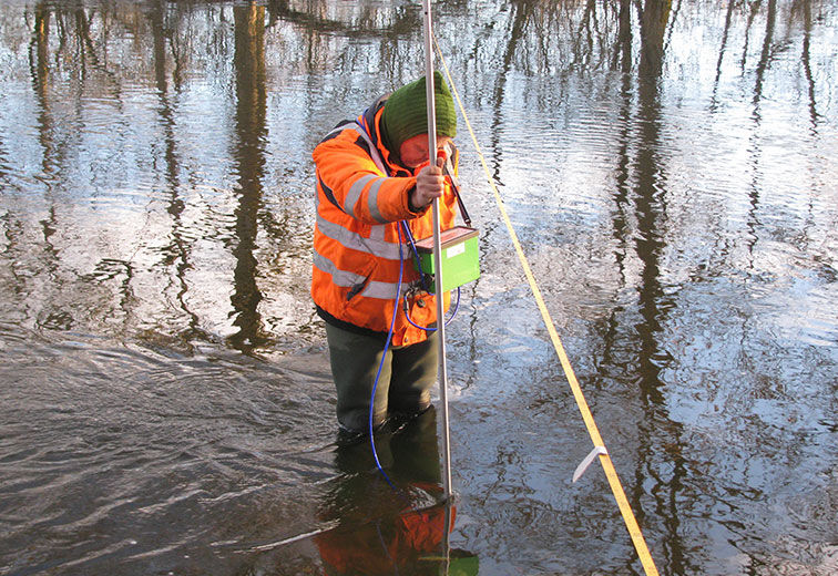 Courantomètre électromagnétique - FlowSens - Seba Hydrometrie GmbH & Co ...