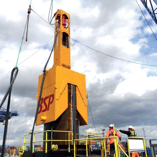 Marteau de battage hydraulique - CG180, CG210, CG240, CG300 - BSP ...