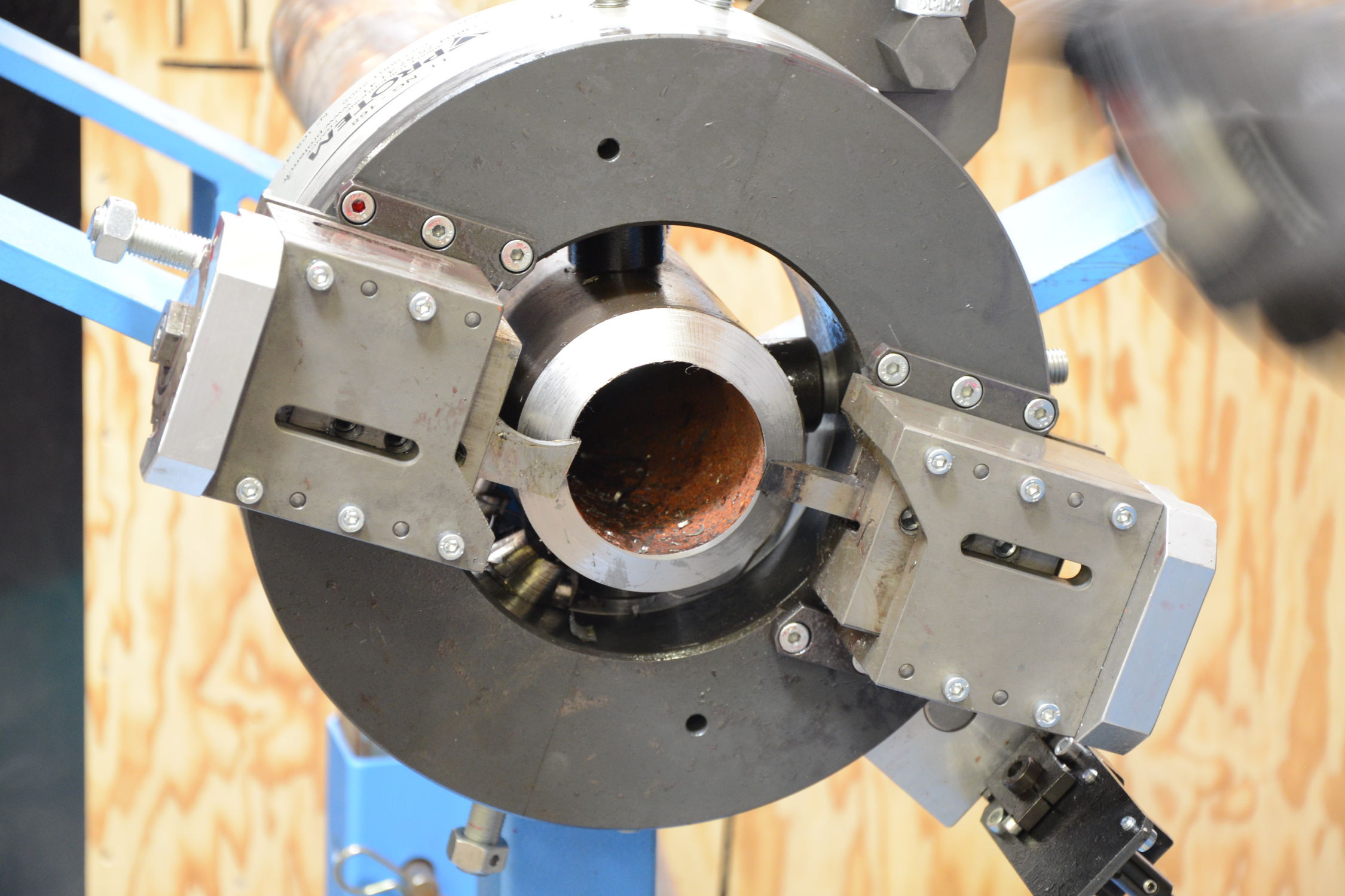 Machine à tronçonner et à chanfreiner orbitale - TTNG168 - PROTEM