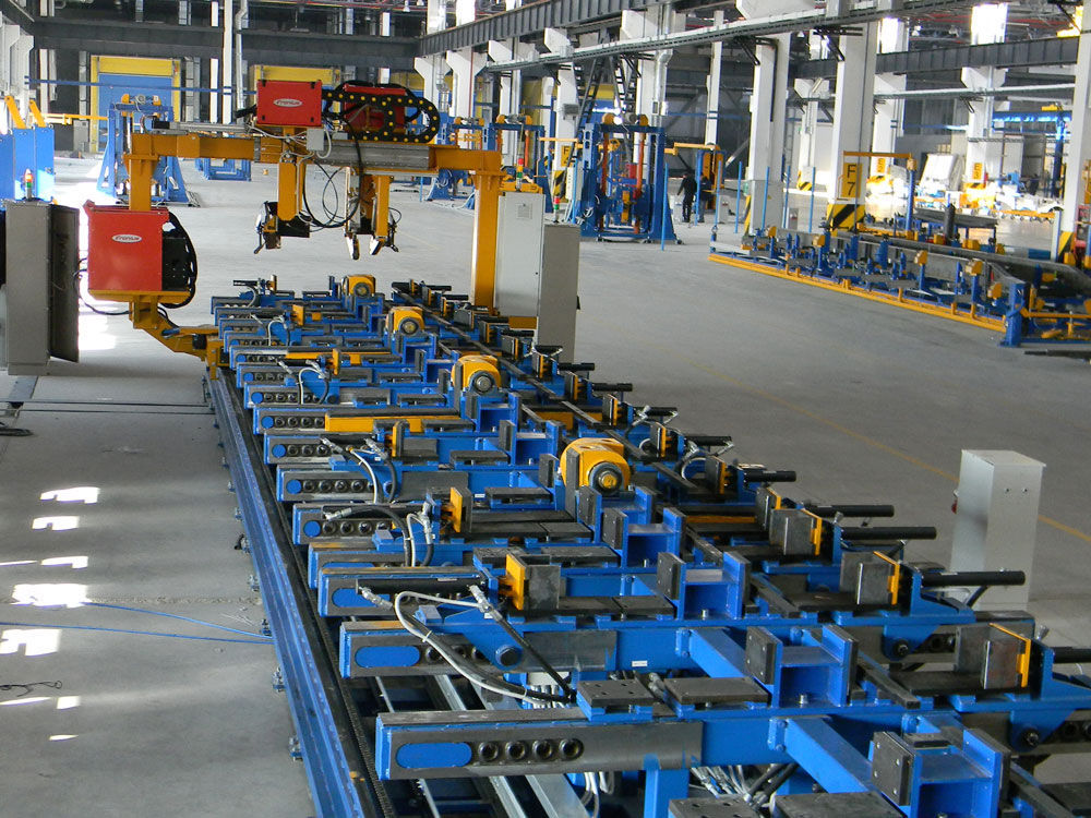 Ligne d'assemblage automatique / de contrôle / de soudage / multiusage - Techvagonmash - Vidéos