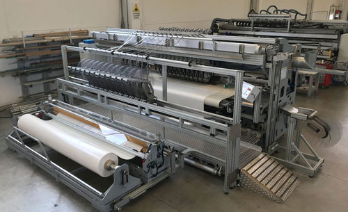 Machine de soudage automatique - SM-321-HA - SolarEdge Automation ...