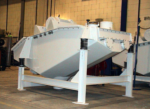 Crible pour chantier de construction - JÖST - vibrant circulaire / pour ...