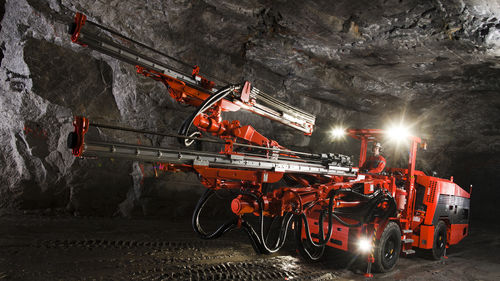 Foreuse jumbo pour tunnels - DD321 - Sandvik Mining and Rock Technology ...