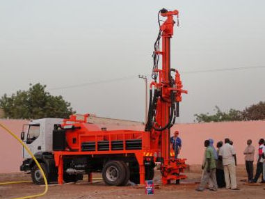 Foreuse multifonction - S700CM - Stenuick International - sur camion ...