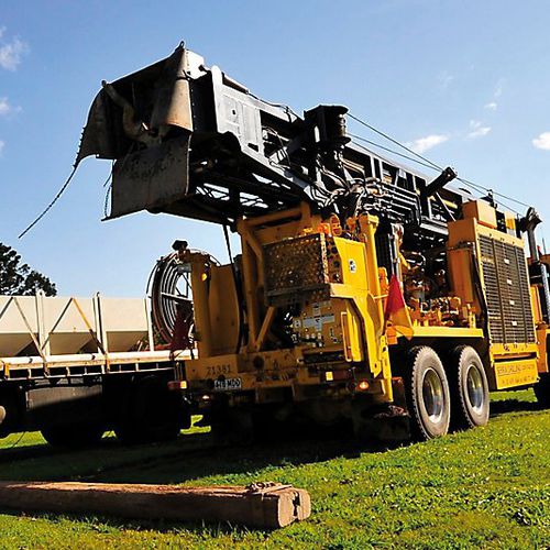 Foreuse de puits d'eau - T4W - Epiroc - sur camion / rotative / fond de ...